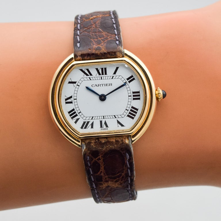 Cartier Ellipse Gondole 18 Karat Yellow Gold Watch, 1990s For Sale at 1stDibs