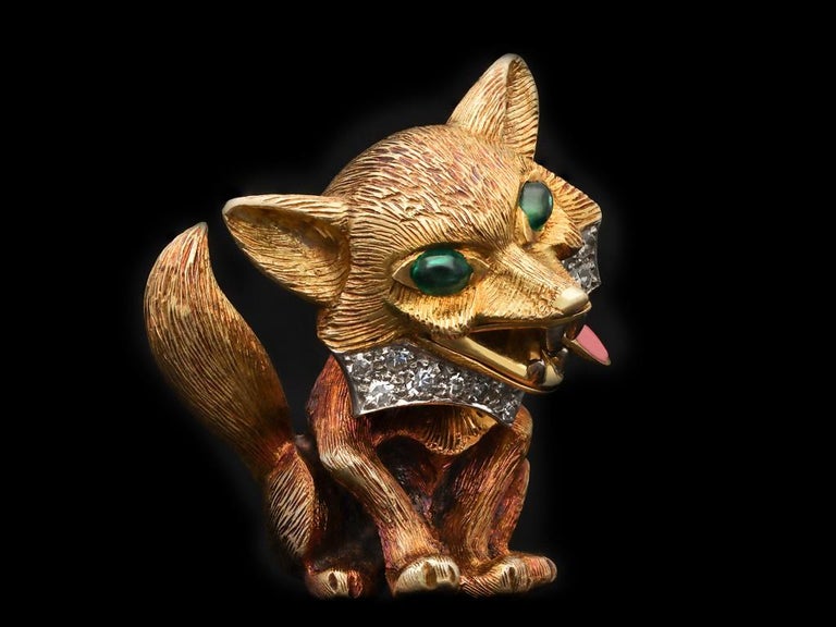 Cartier emerald and diamond fox brooch, circa 1940. For Sale at 1stDibs
