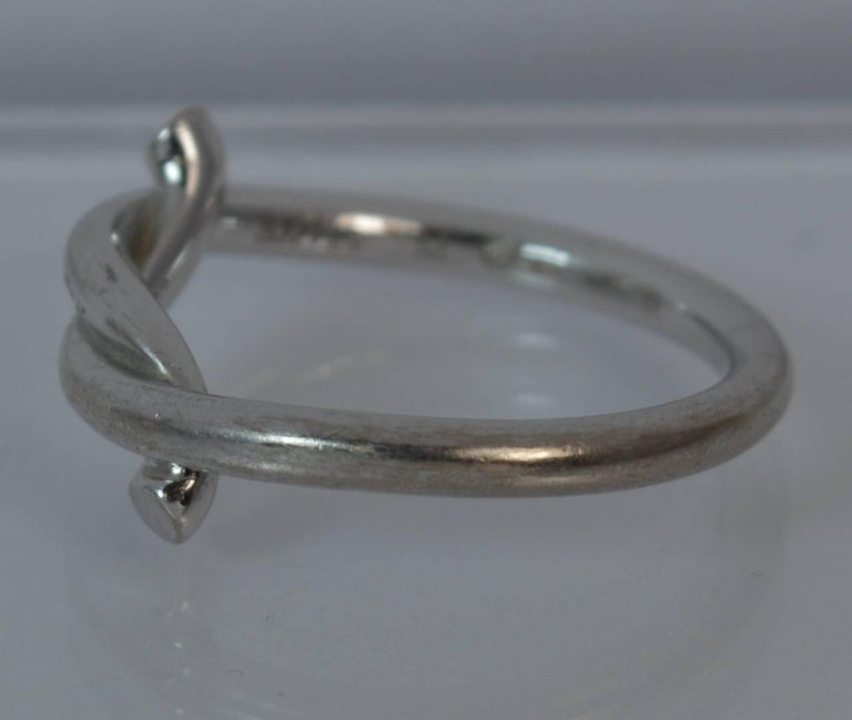 Cartier Entrelaces 18 Carat White Gold Knot Twist Ring at 1stDibs ...