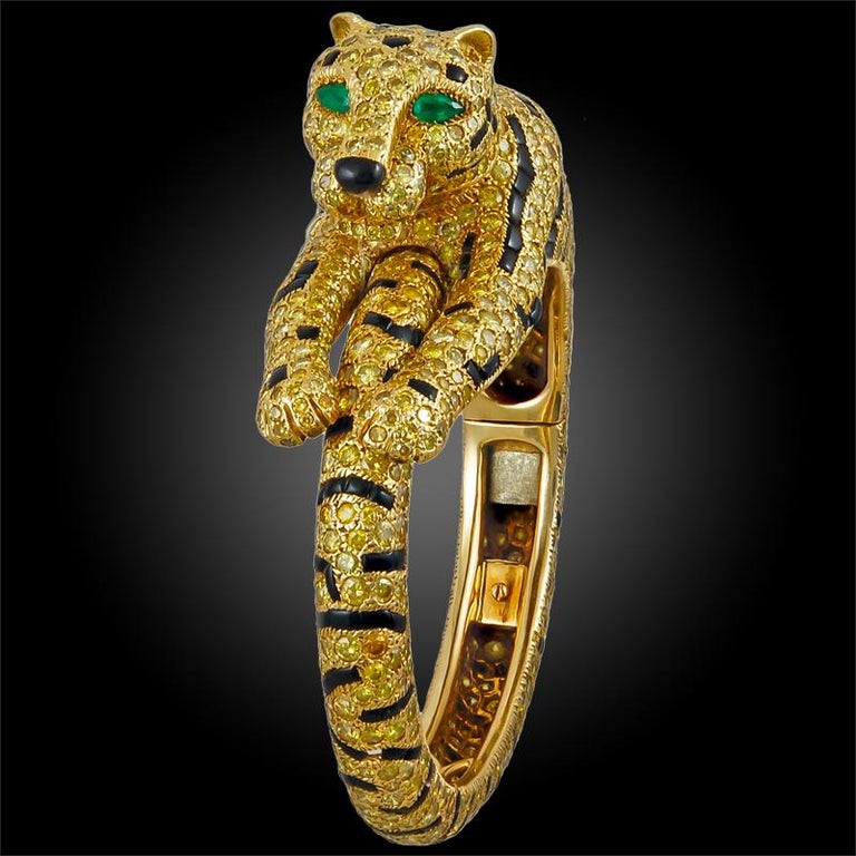 Cartier Fancy Yellow Diamond Gold Tiger Bangle Bracelet For Sale at ...