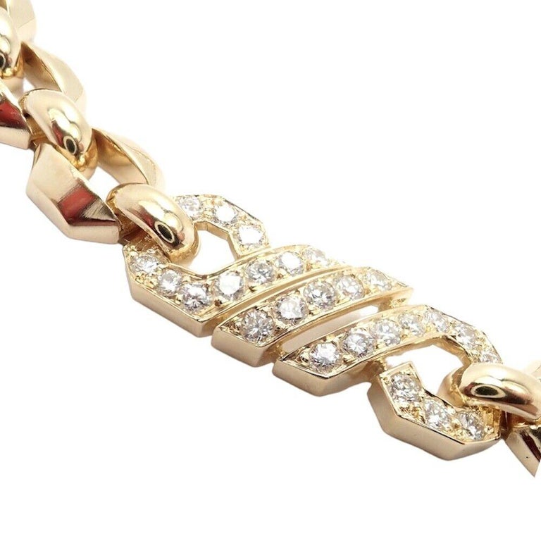 Cartier Fox Trot Diamond Yellow Gold Necklace For Sale at 1stDibs