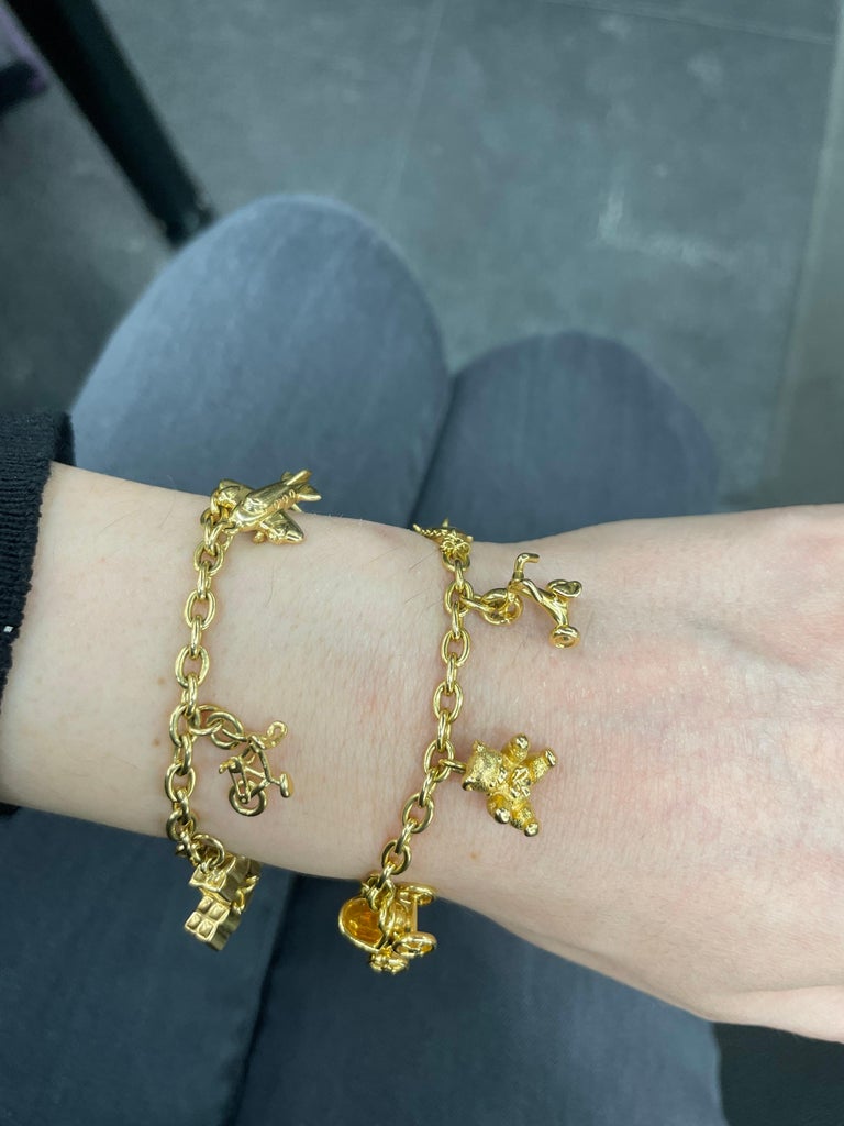 Cartier Growing Child Charm Link Bracelet 18 Karat Yellow Gold 42 Grams ...