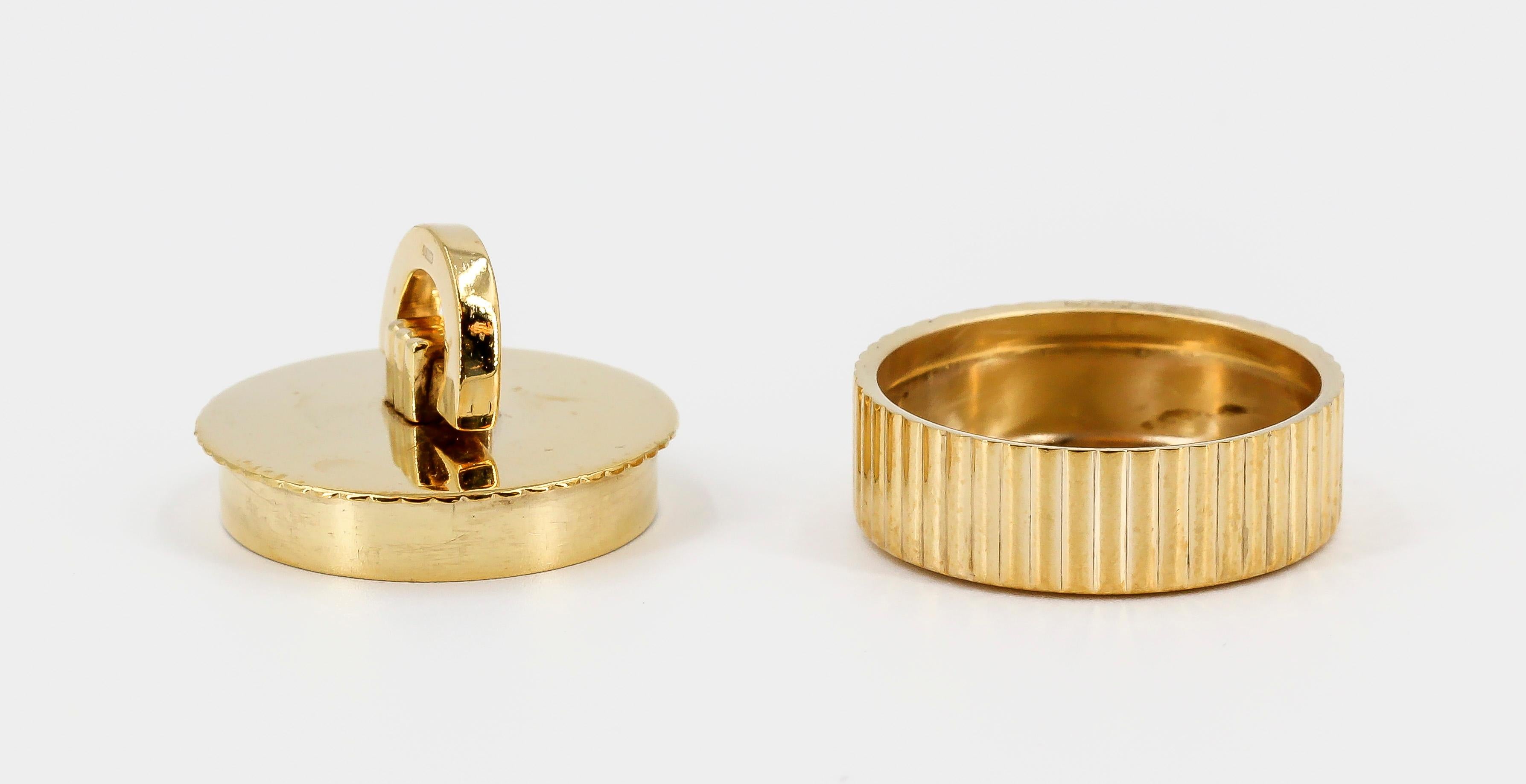 Cartier London Round Pill Box with Removable Lid For Sale at 1stDibs ...