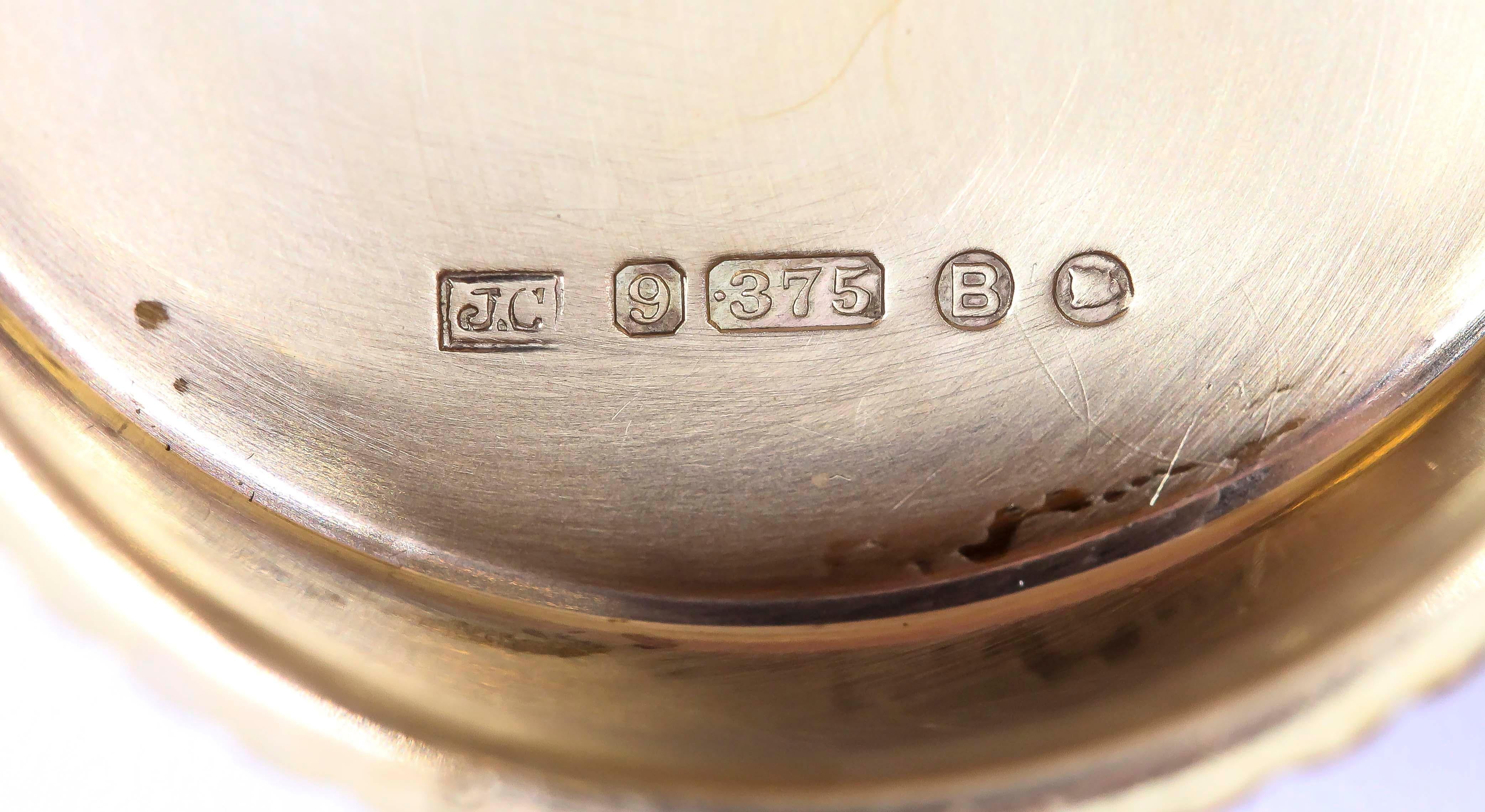 Cartier London Round Pill Box with Removable Lid For Sale at 1stDibs ...