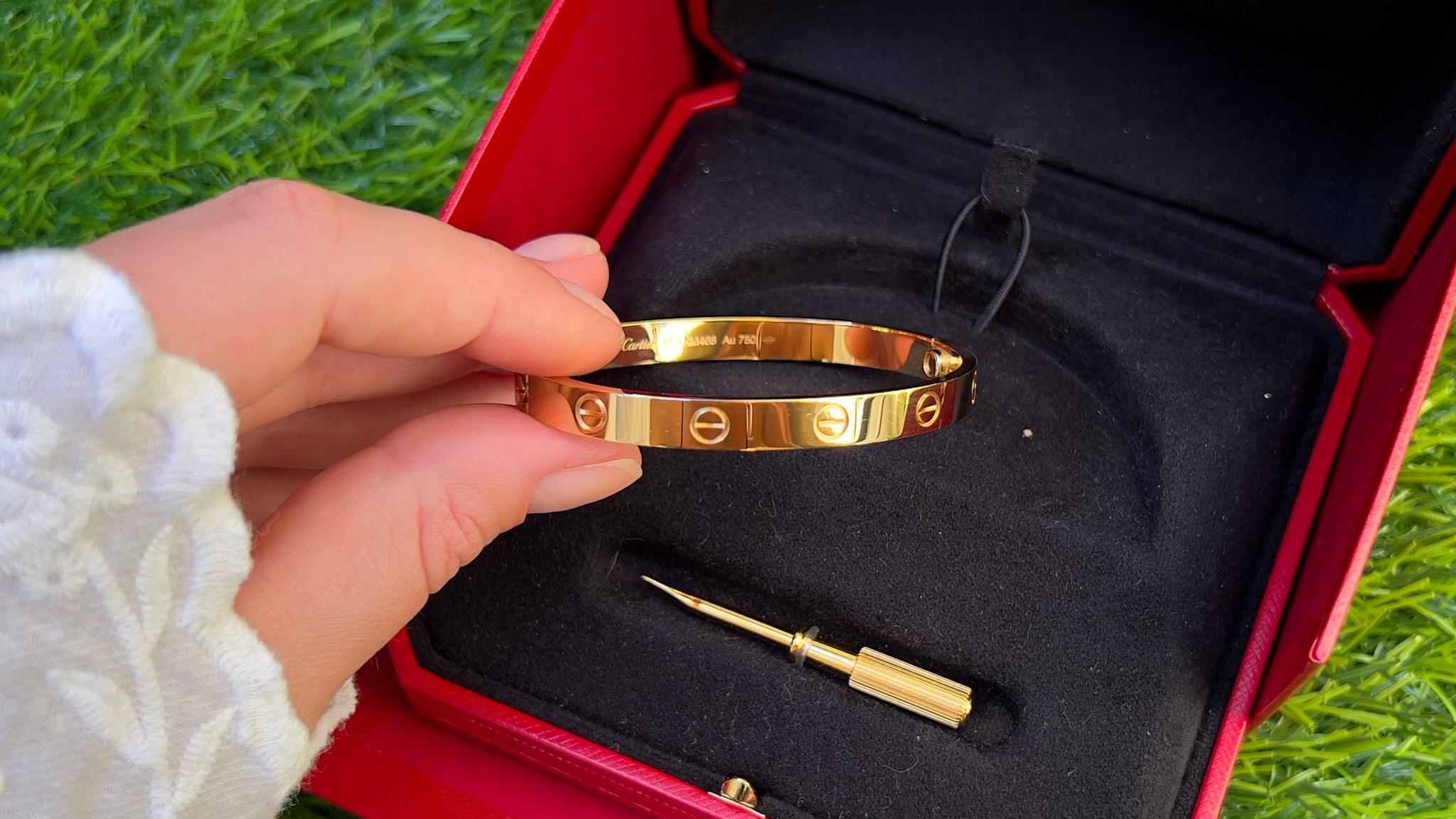 Cartier LOVE Bracelet 18K Yellow Gold Original Box Screw For Sale at ...