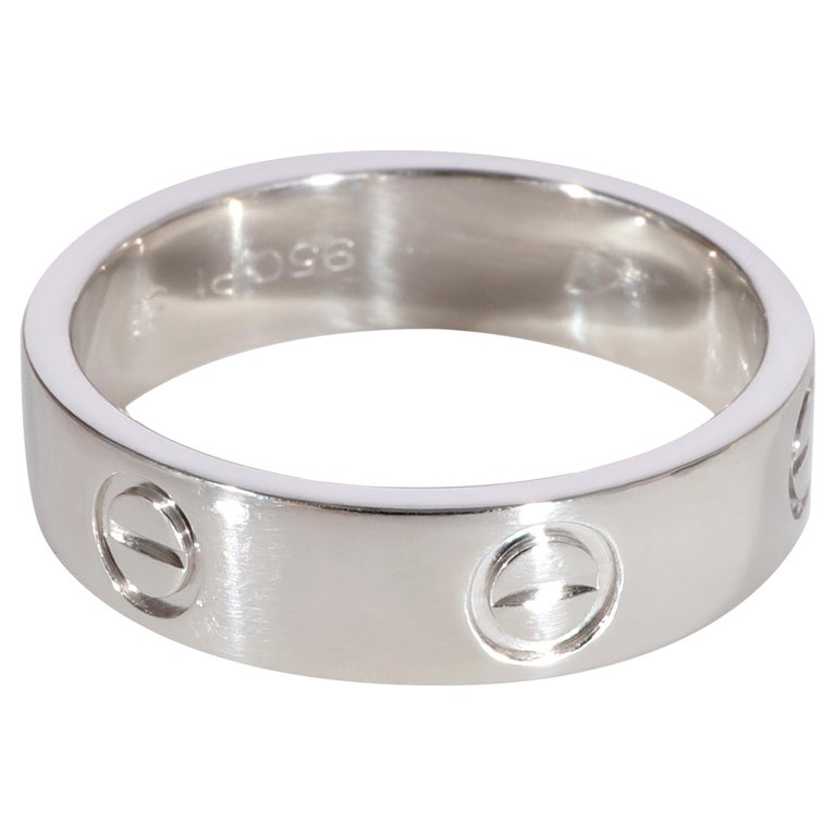 Cartier: Love-Ring aus 950 Platin im Angebot bei 1stDibs