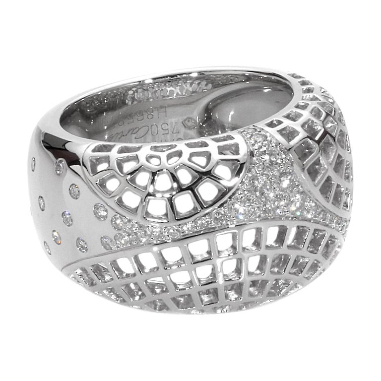 Cartier Nouvelle Vague Paris Diamond Gold Ring For Sale at 1stDibs