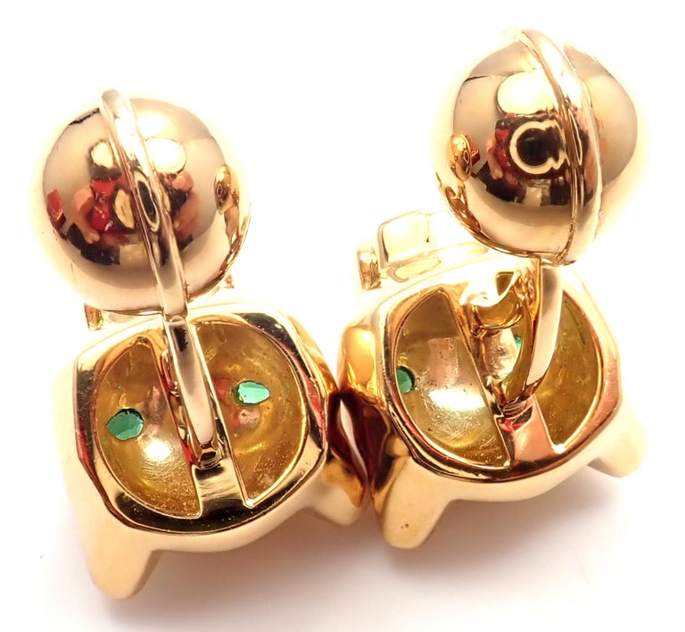 Cartier Panthere Panther Emerald Onyx Yellow Gold Cufflinks at 1stDibs ...