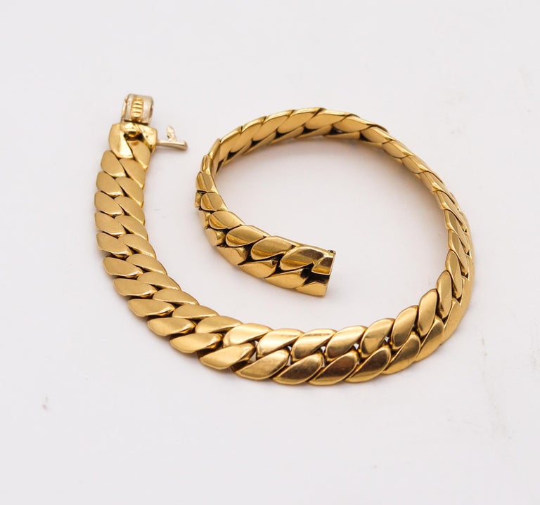 Cartier Paris 1970 Flat Curb Links Bold Bracelet In Solid 18Kt Yellow ...