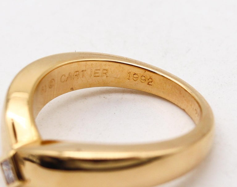 Cartier Paris Contemporary V Shaped Ring in 18Kt Yellow Gold with VS ...