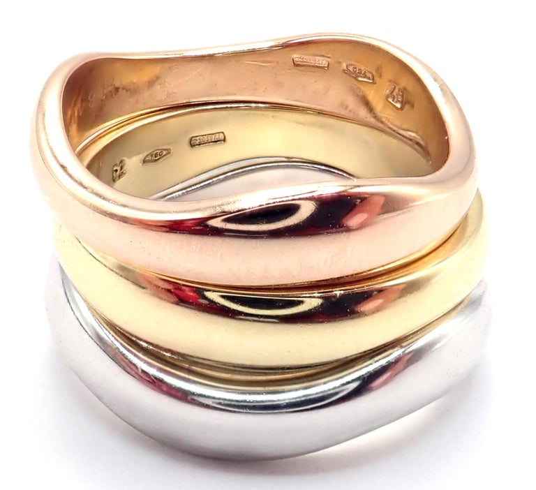 Cartier Drei Strümpfe Tri-Color Gold Band Ring im Angebot bei 1stDibs