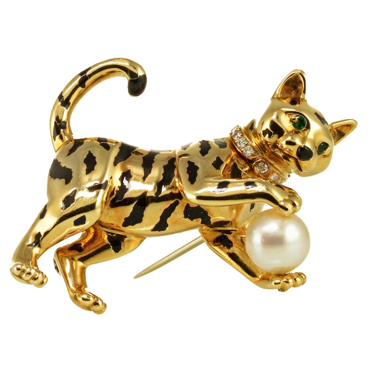Cartier Tiger - 11 For Sale on 1stDibs | tiger cartier, tiger bracelet ...