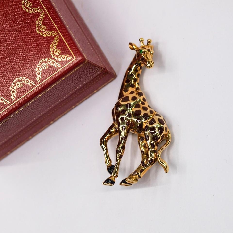 Cartier Yellow Gold Giraffe Pin Brooch with Emerald Eyes at 1stDibs ...