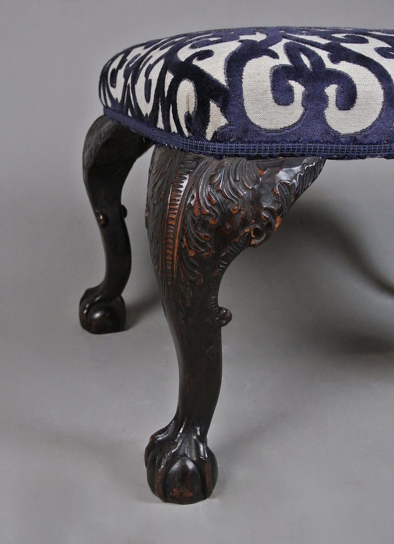 Carved 19th Century Mahogany Stool of George II Design For Sale at 1stDibs