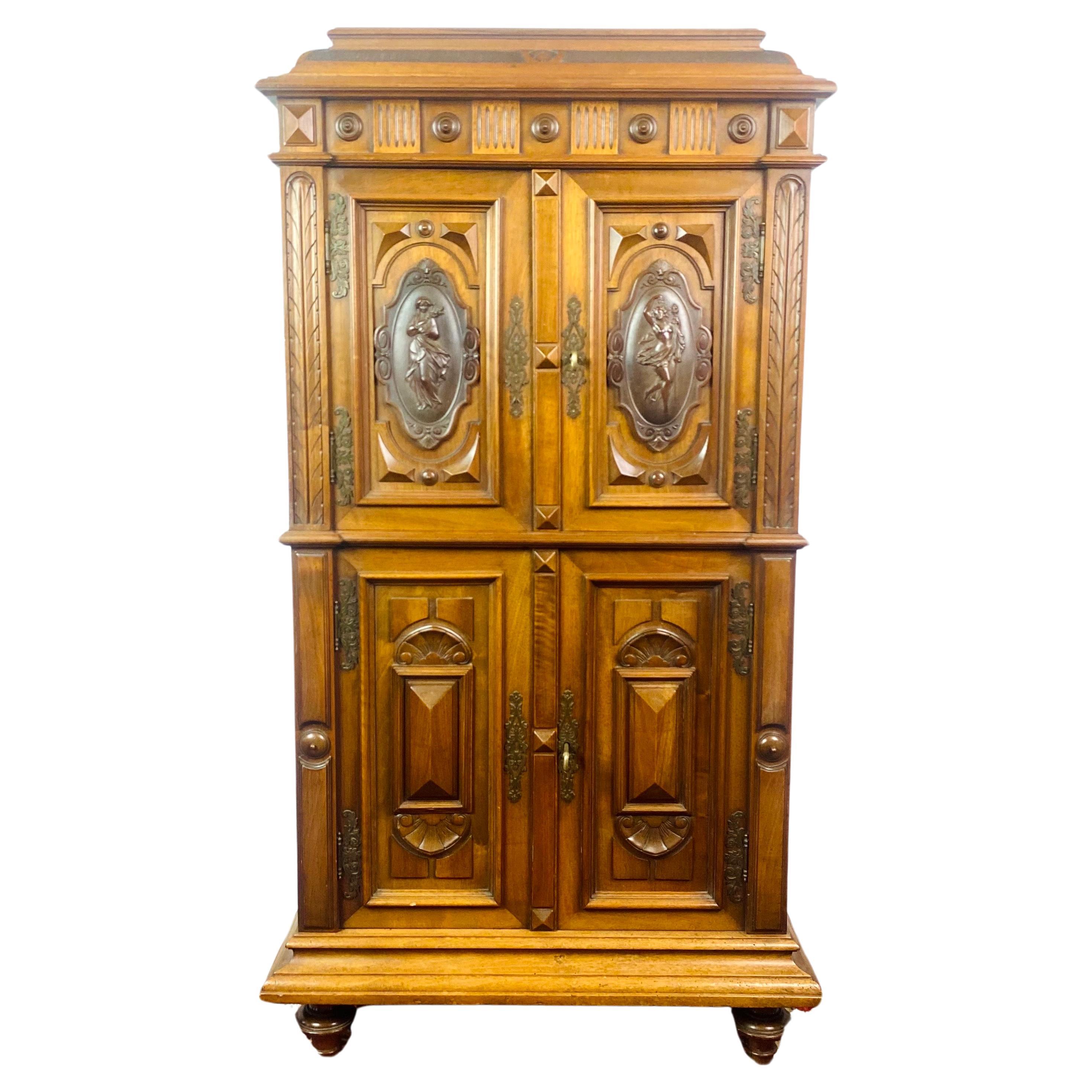 Carved English Cabinet - Renaissance - Louis Philippe period - 19th ...