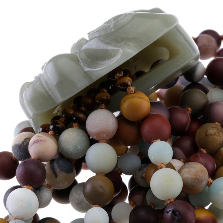 Carved Jade Fu Dog Necklace Moakite 18 Karat Gold For Sale at 1stDibs