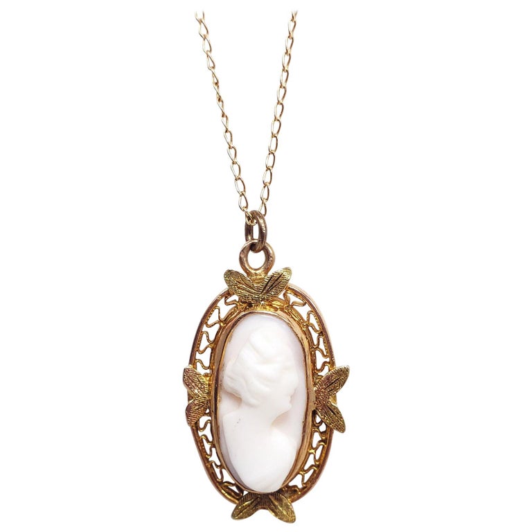 Carved Pink Shell Cameo Pendant Necklace, 10 Karat Gold, 1940s For Sale ...