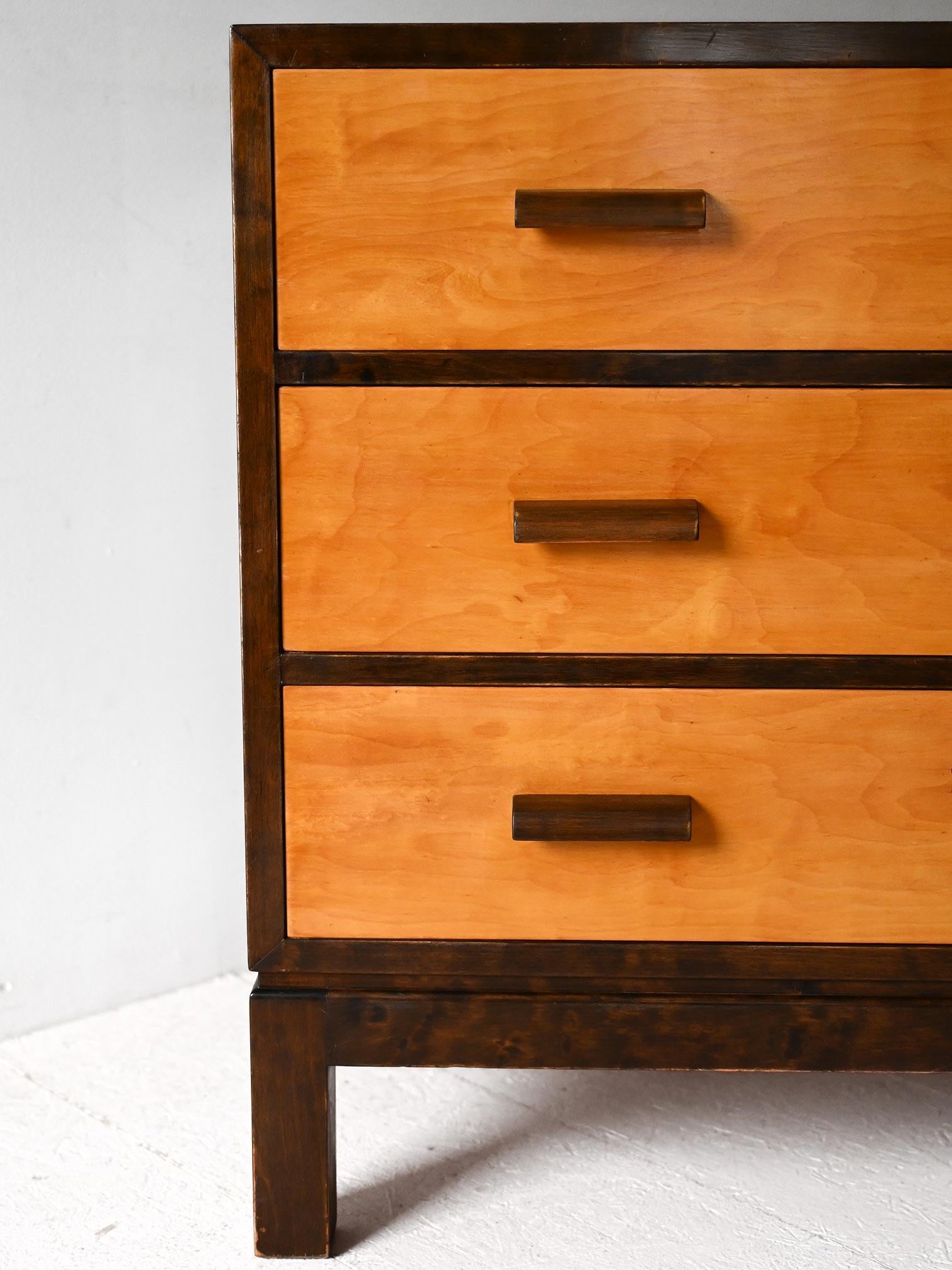1930s Scandinavian birch chest of drawers For Sale at 1stDibs