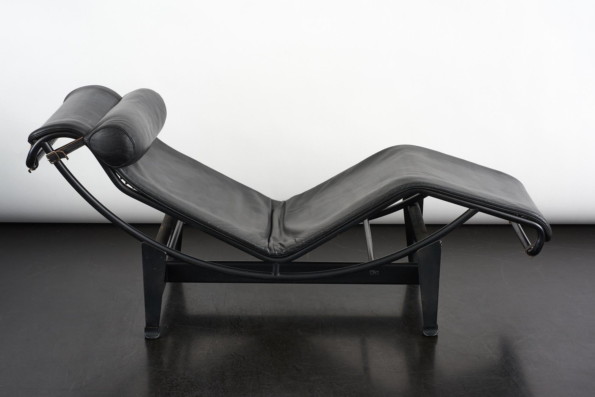 Cassina LC 4 chaise lounge by Charlotte Perriand / Le Corbusier, 1980s ...