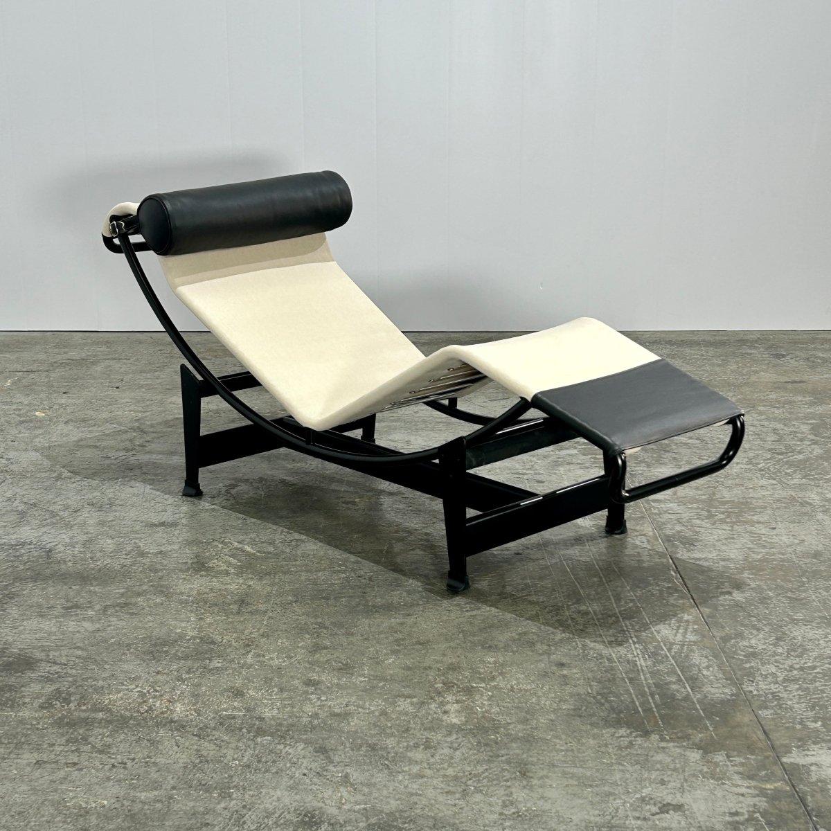 Cassina LC4 Chaise Longue de Le Corbusier, Pierre Jeanneret, Charlotte ...