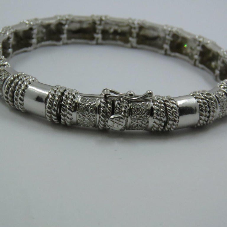 Cassis Bracelet 10012 For Sale at 1stDibs