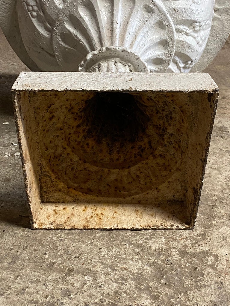 Cast Iron Late Victorian Planter For Sale at 1stDibs