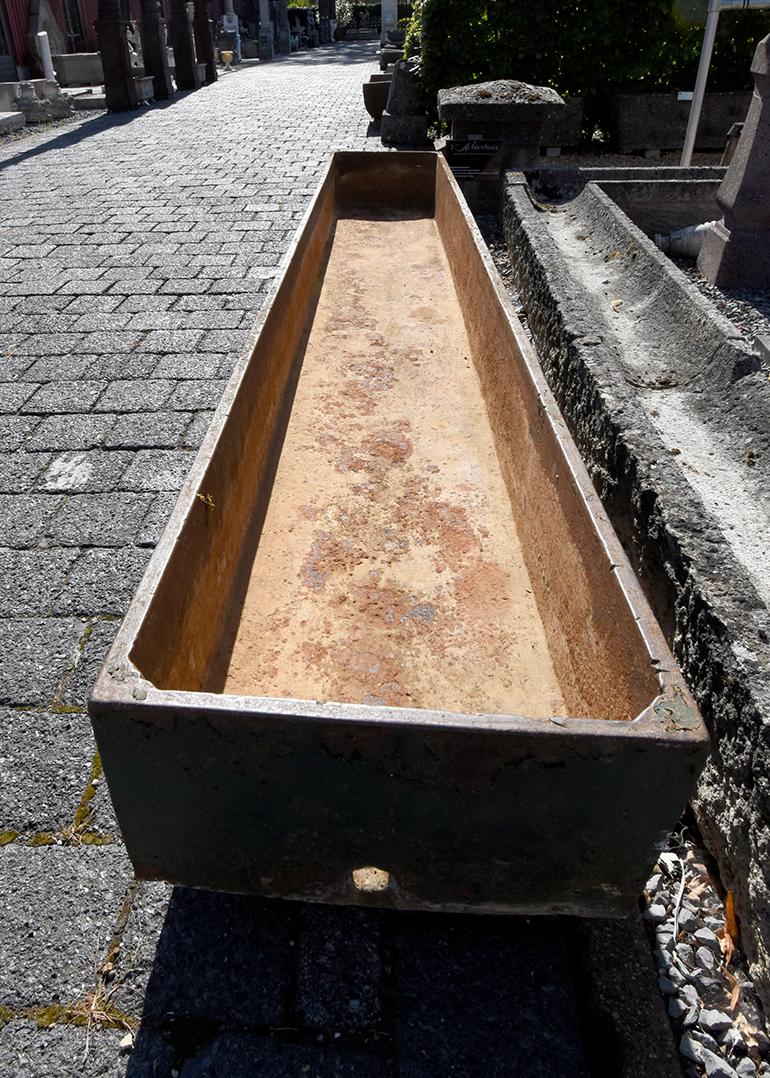 Cast Iron Long Trough, 19th Century For Sale at 1stDibs