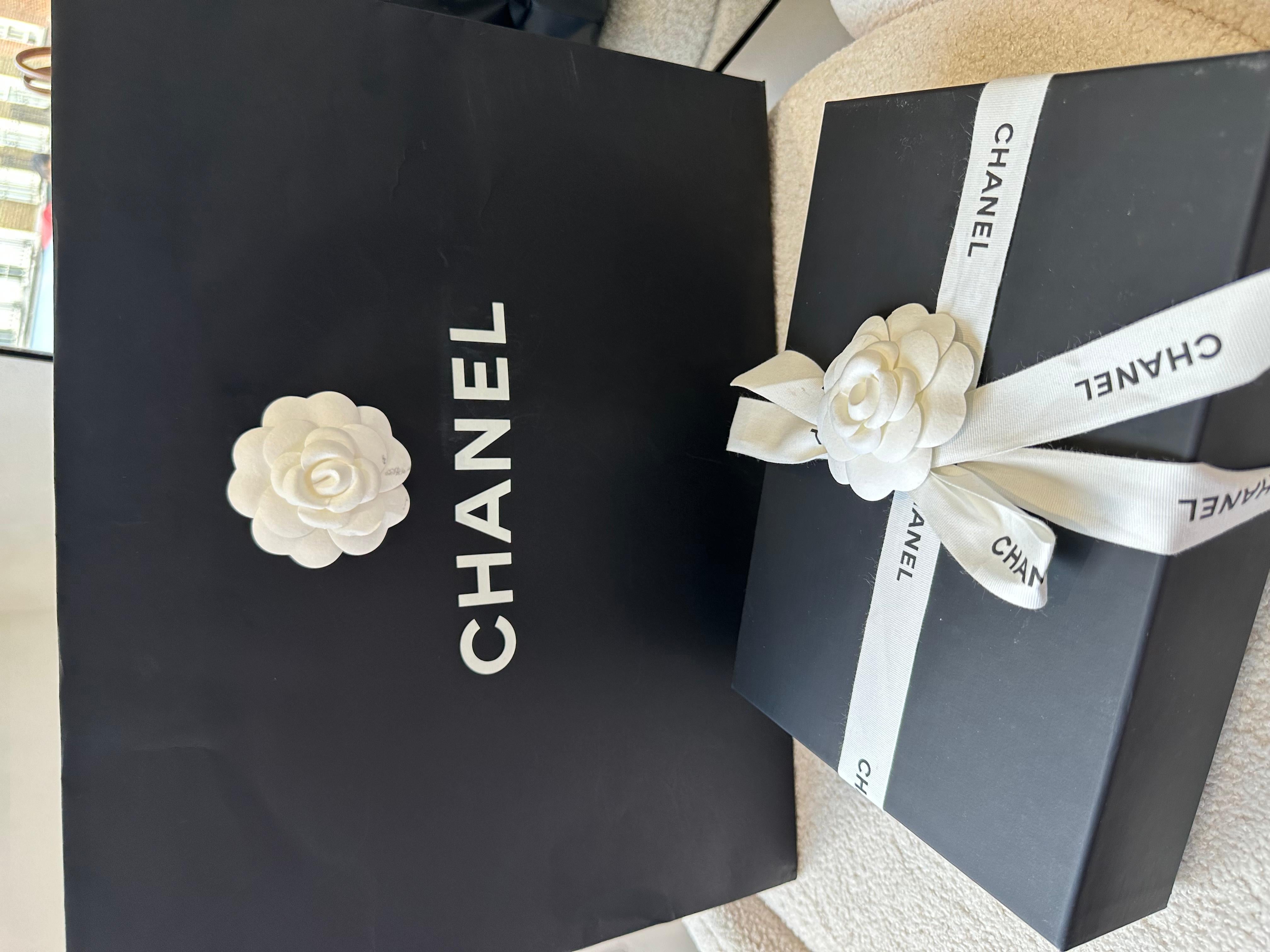 Caviar Quilted Crystal CC Wallet On Chain WOC Light Blue For Sale at ...