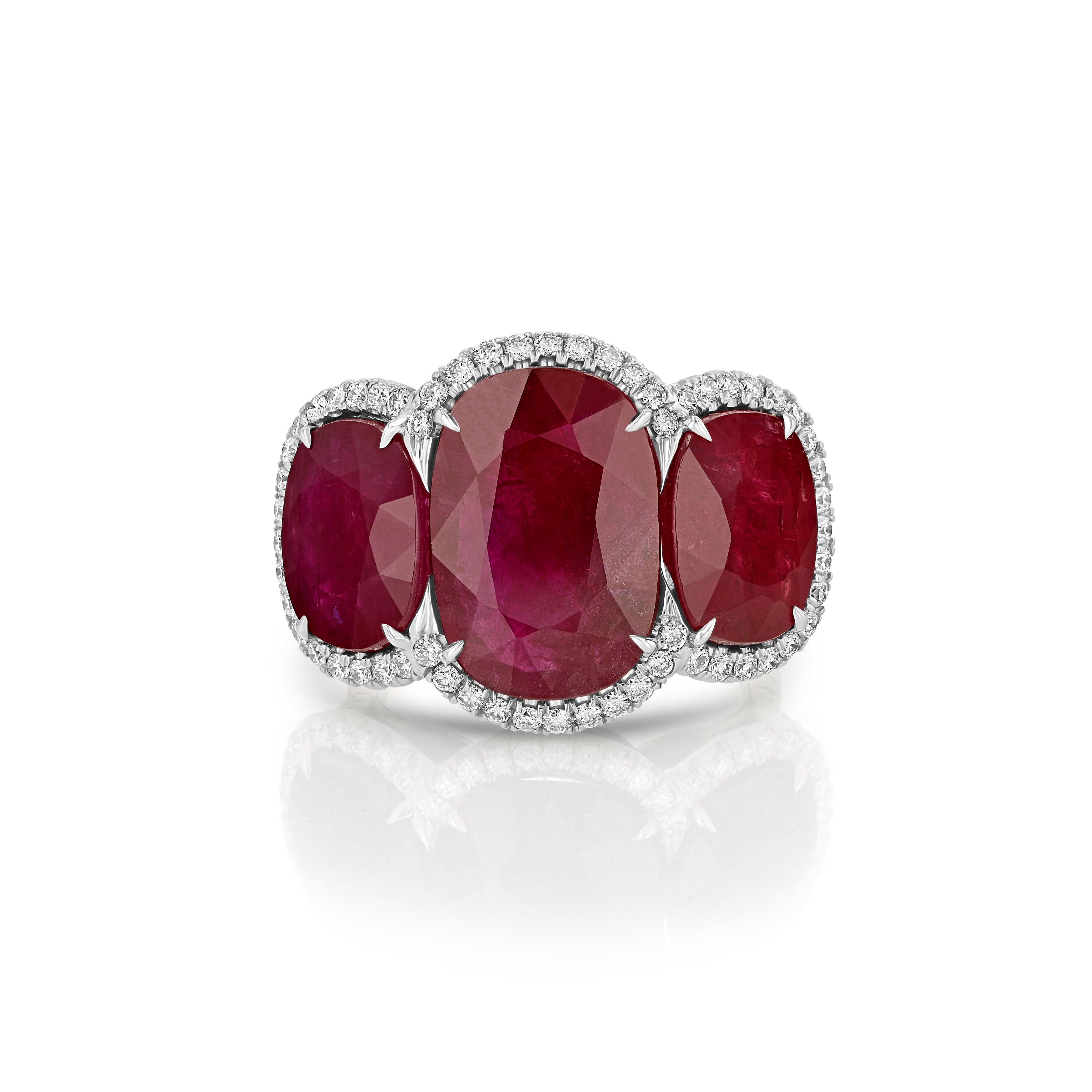 CD Certified 17.00 ct Triple Ruby Ring For Sale at 1stDibs