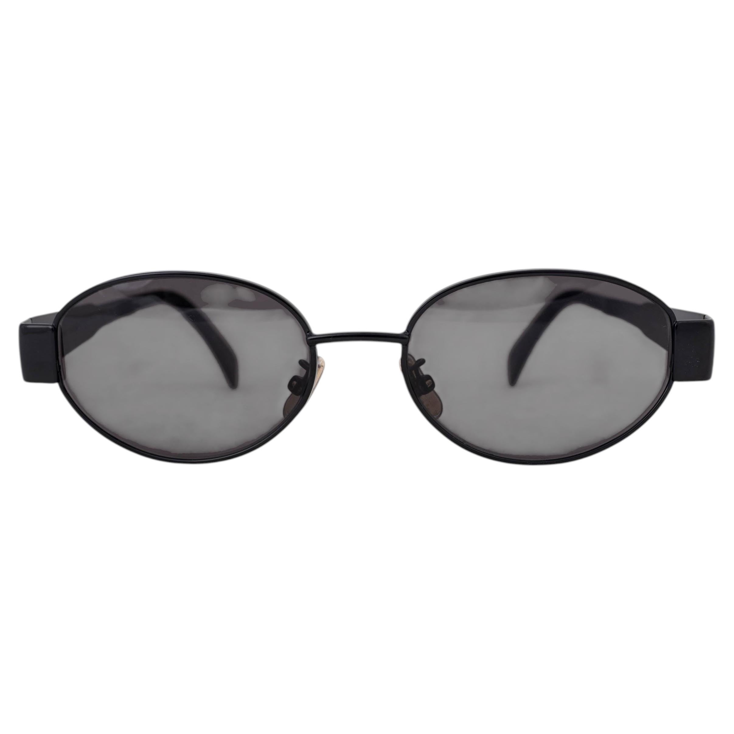 CELINE black metal TRIOMPHE 01 Sunglasses CL40235U For Sale at 1stDibs