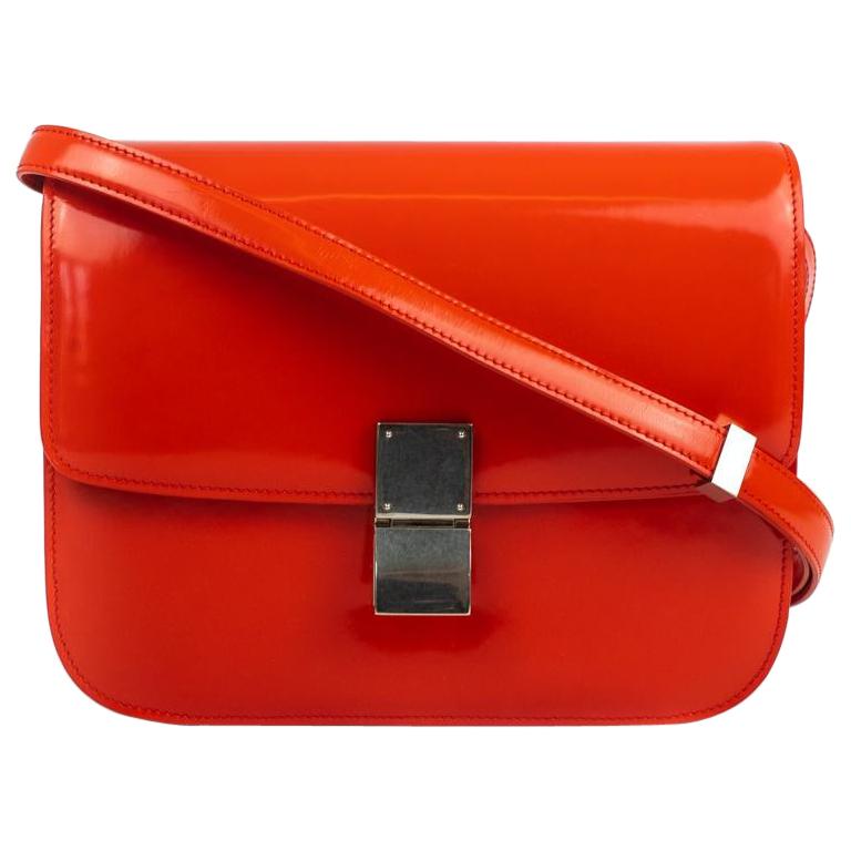 CÉLINE Classic Shoulder bag in Red Patent leather at 1stDibs