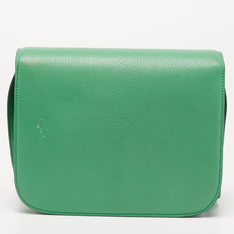 Celine Green Leather Medium Classic Box Shoulder Bag at 1stDibs