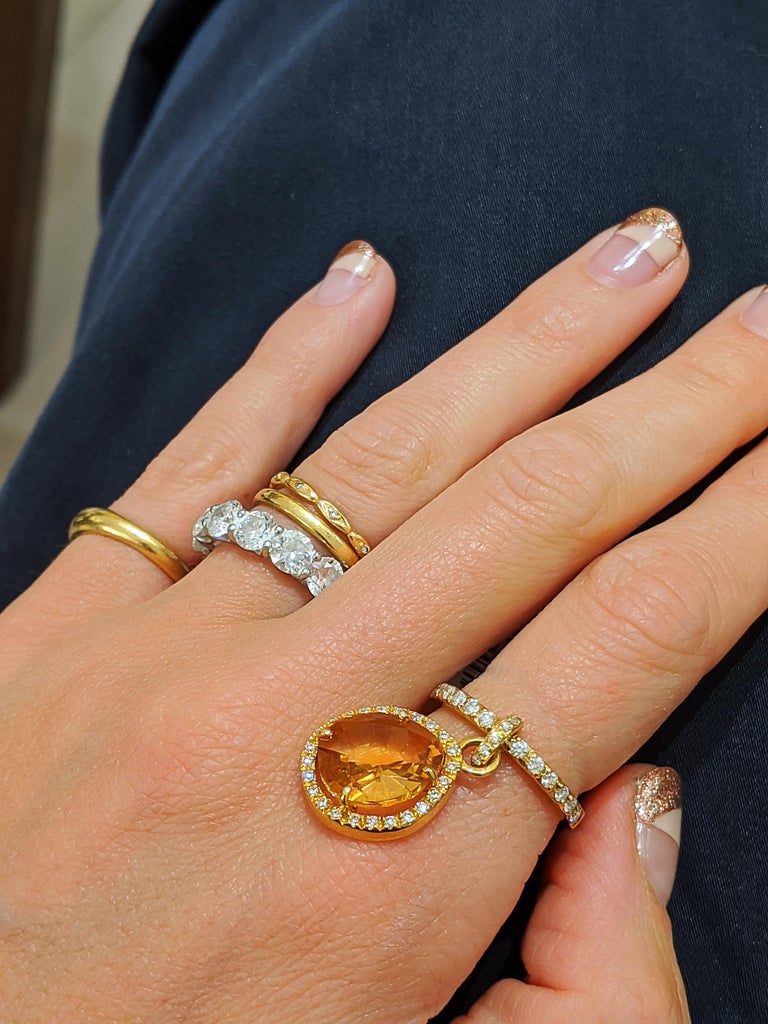 Cellini Jewelers 18 Karat Gold Ring With Diamonds And 90ct Pear Shaped