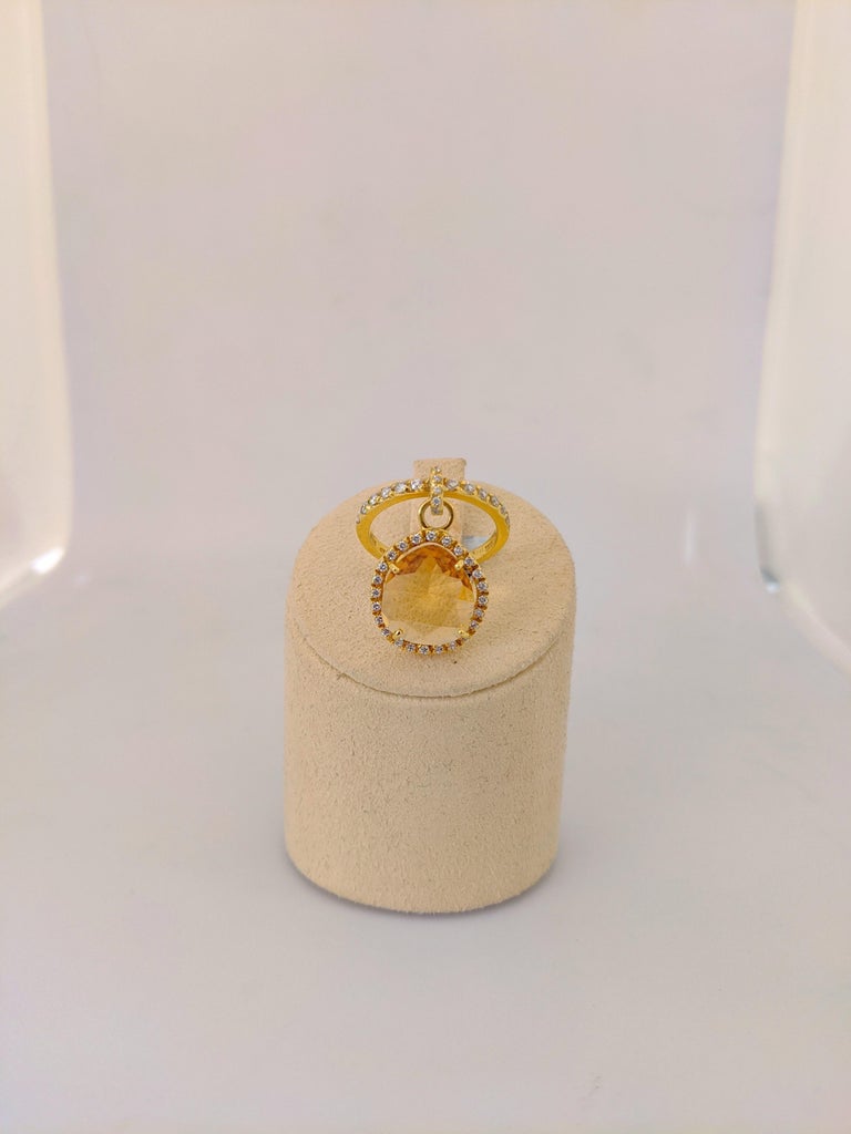 Cellini Jewelers 18 Karat Gold Ring With Diamonds And 90ct Pear Shaped