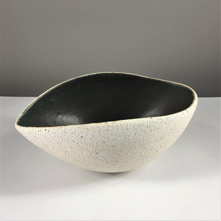 Ceramic Boat Shape Bowl with Dark Inner Glaze by Yumiko Kuga For Sale ...