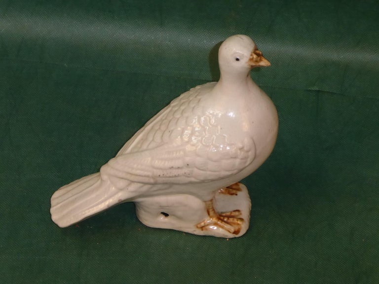 Ceramic Chinese Dove For Sale at 1stDibs