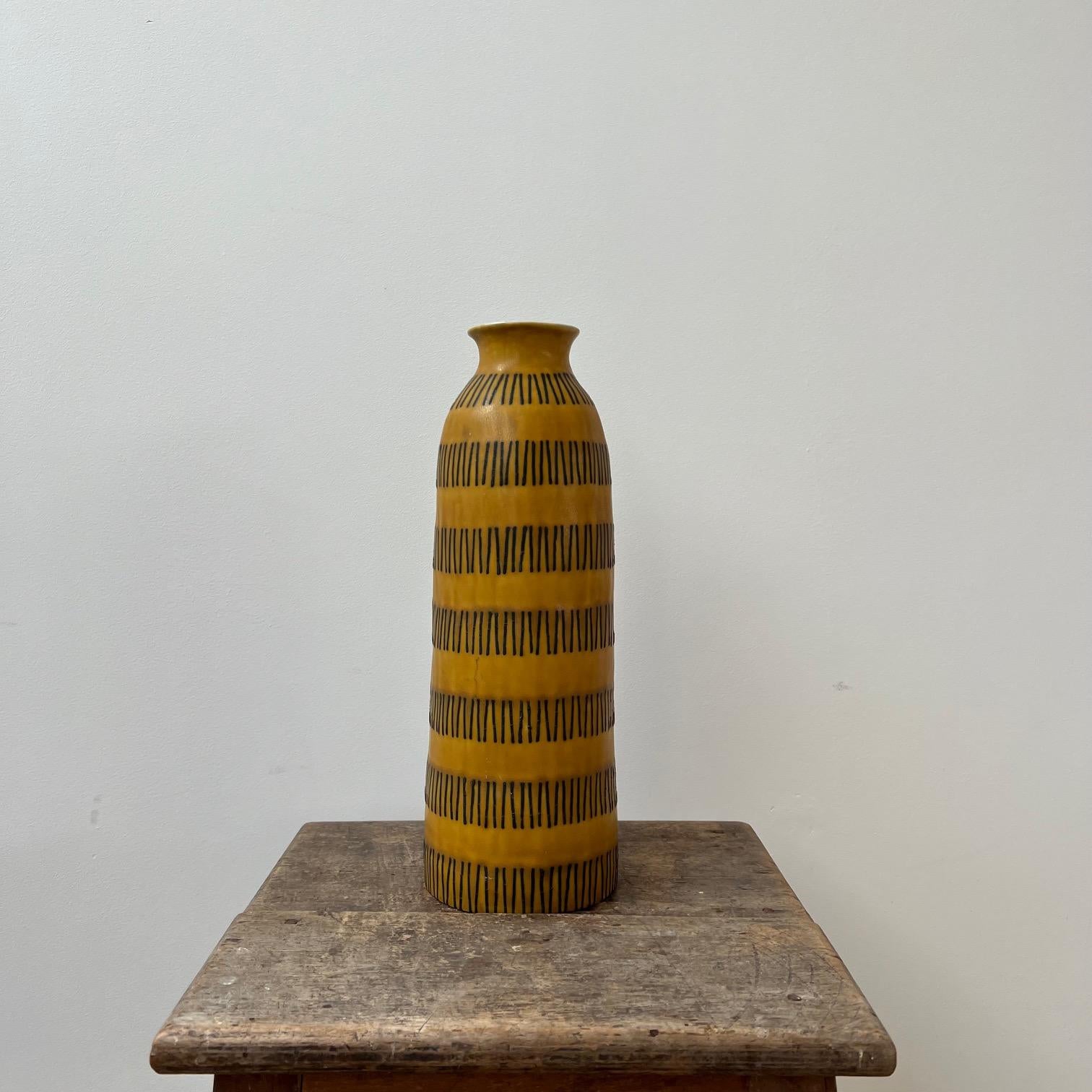 Ceramic Mid-Century Mustard Coloured Vase at 1stDibs | mustard vase ...