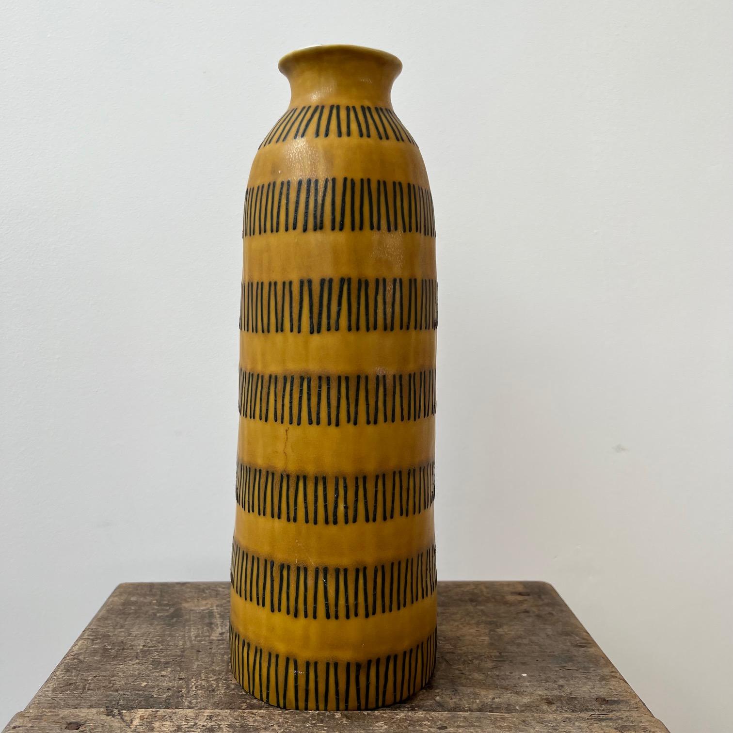 Ceramic Mid-Century Mustard Coloured Vase at 1stDibs | mustard vase ...