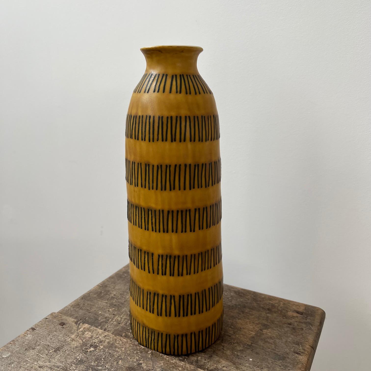 Ceramic Mid-Century Mustard Coloured Vase at 1stDibs | mustard vase ...