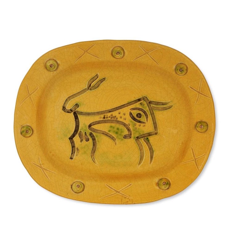 Pablo Picasso Ceramic Plate 'Taureau Gravé' For Sale at 1stDibs