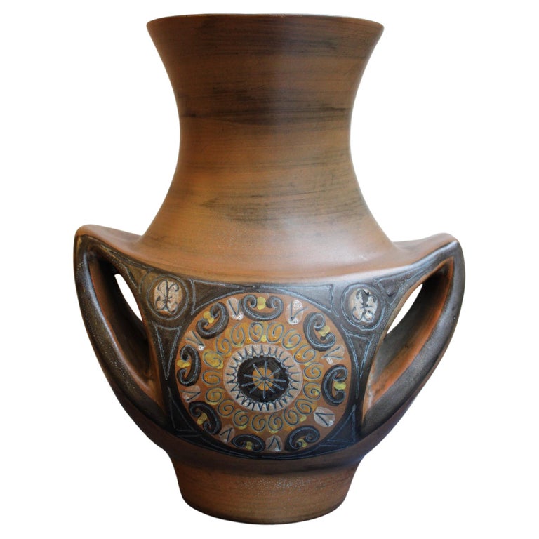 Ceramic vase by Jean de Lespinasse For Sale at 1stDibs