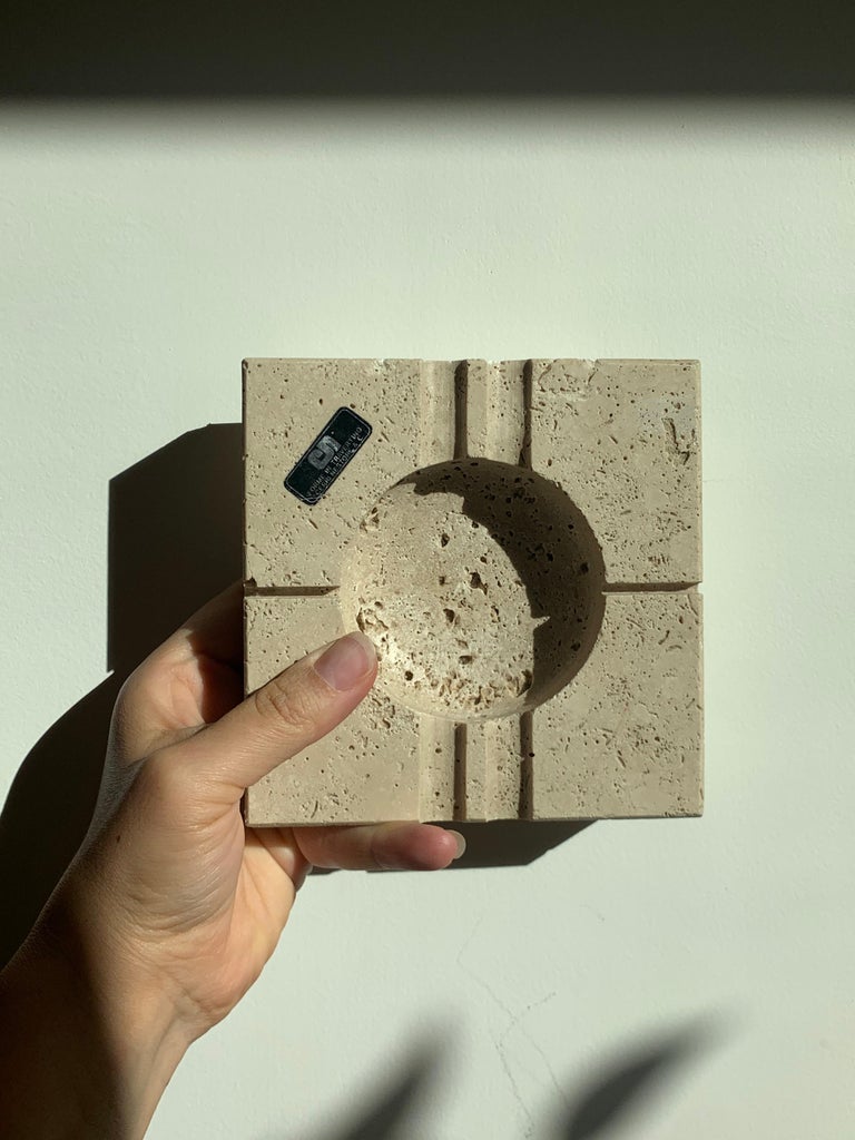 Cerri Nestore Travertine Ribbed Ashtray, circa 1970s at 1stDibs