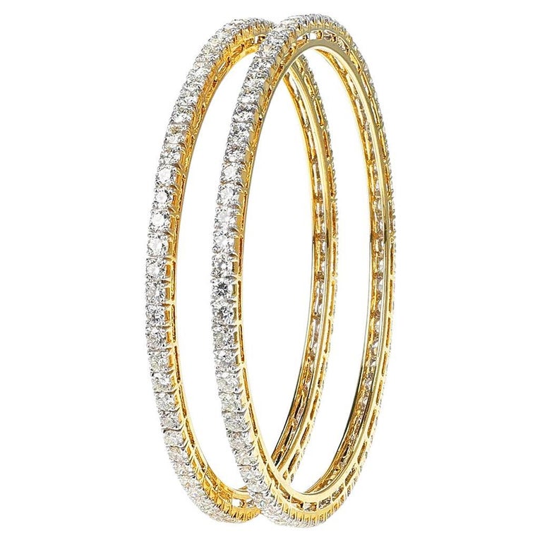 Certified 12.25 ct. White Diamond Bangles, 18k Gold For Sale at 1stDibs