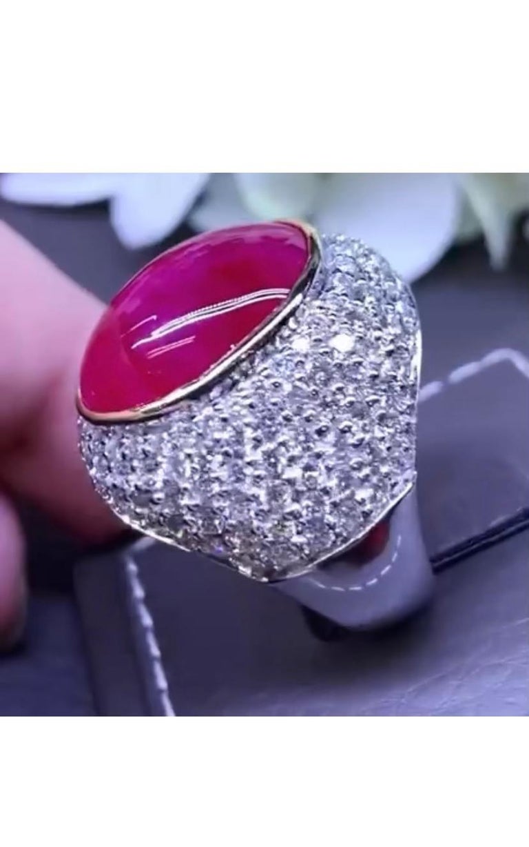 Certified 23, 20 carats of ruby and diamonds on ring For Sale at 1stDibs