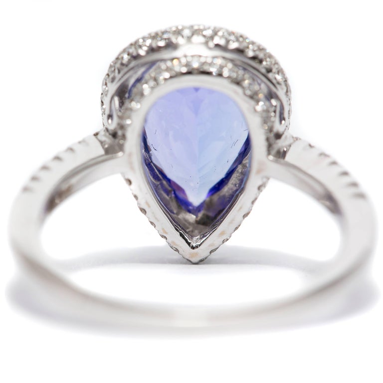 3.26 CT Pear Tanzanite Certified 0.75 Carat Diamond 18 KT Gold ...