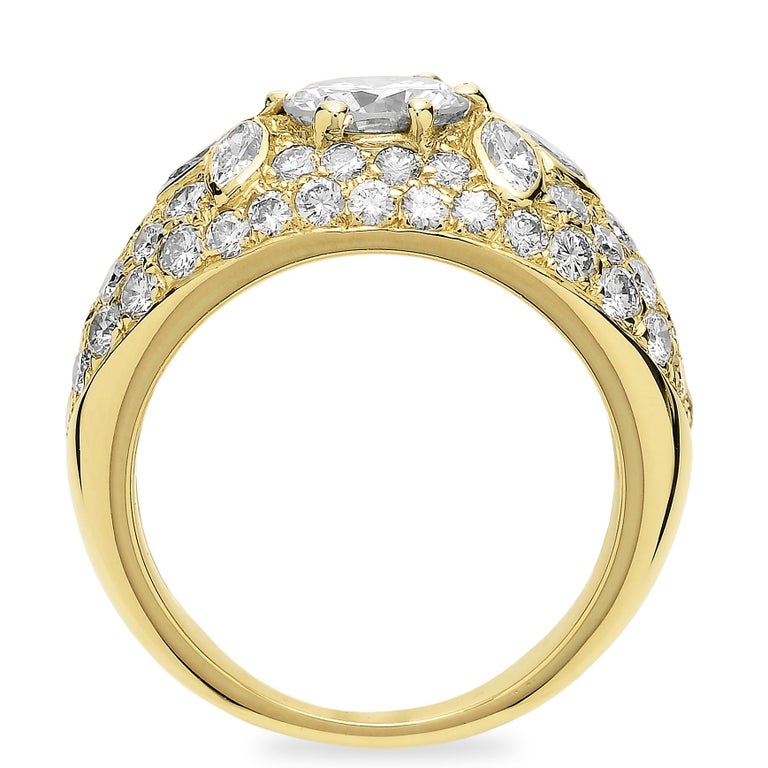 Certified Diamond Bombay Cluster Dome 3.66 ct Ring in thick 18 ct ...