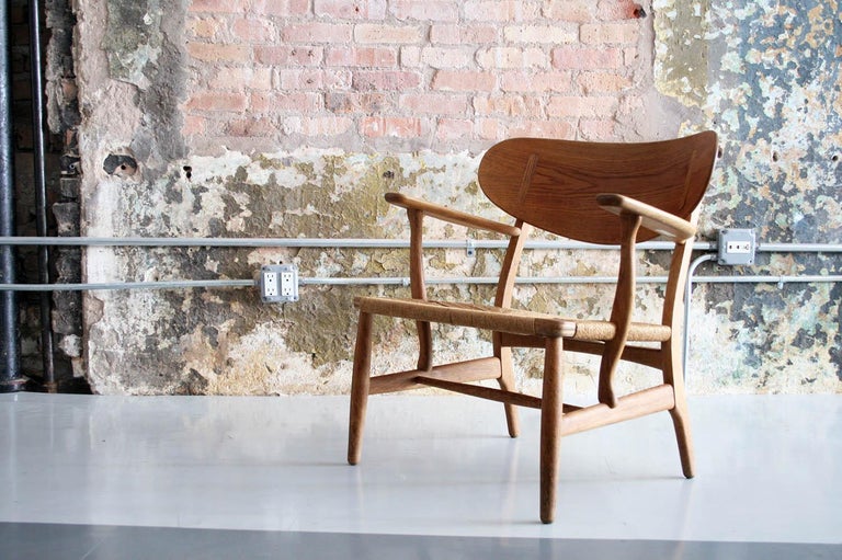 "CH-22" Easy Lounge Chair by Hans J. Wegner for Carl Hansen and Søn ...