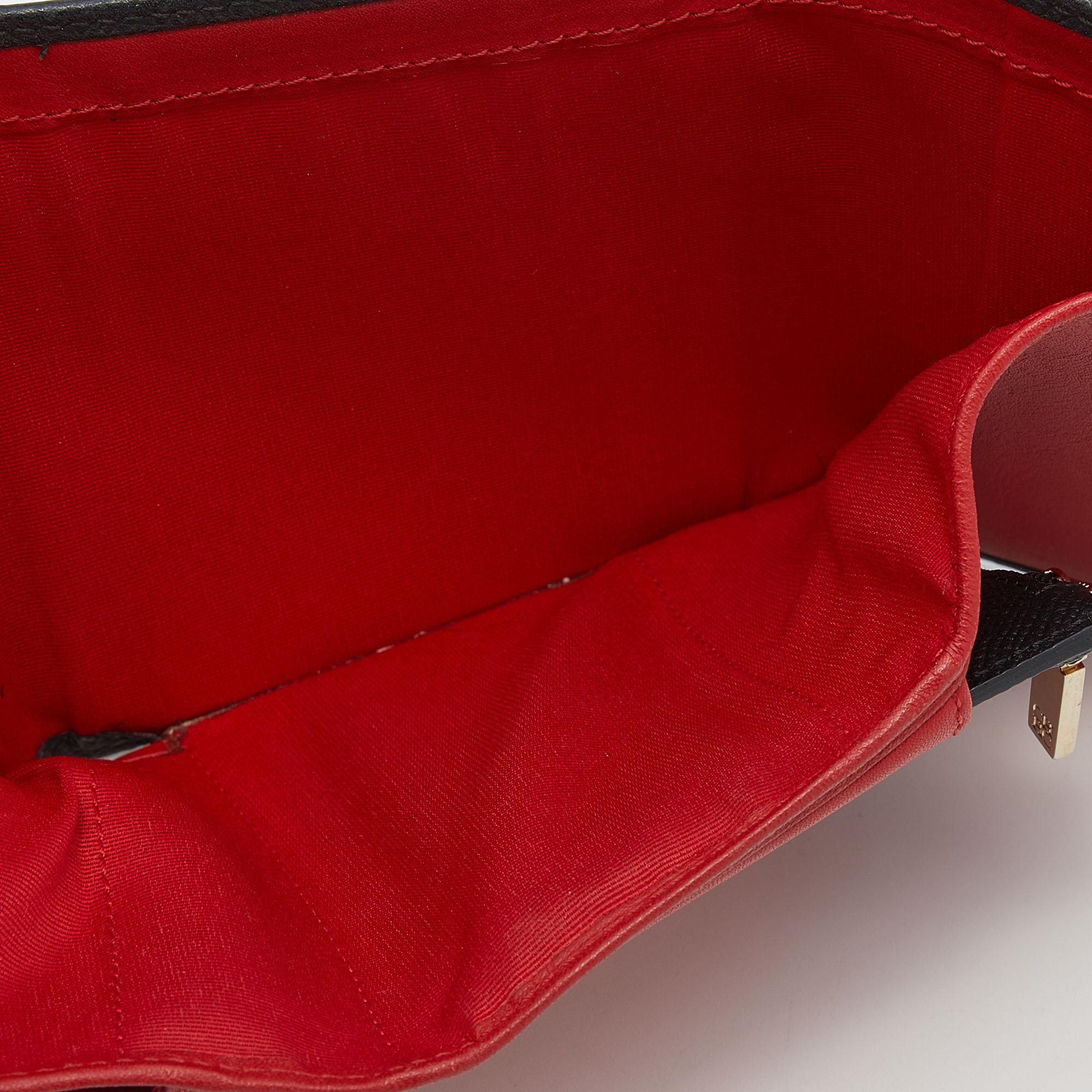 CH Carolina Herrera Black Leather Tri Fold Wallet at 1stDibs | carolina ...