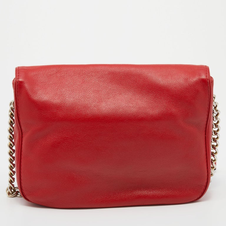 Ch Carolina Herrera Red Leather Flap Chain Shoulder Bag For Sale At 1stdibs