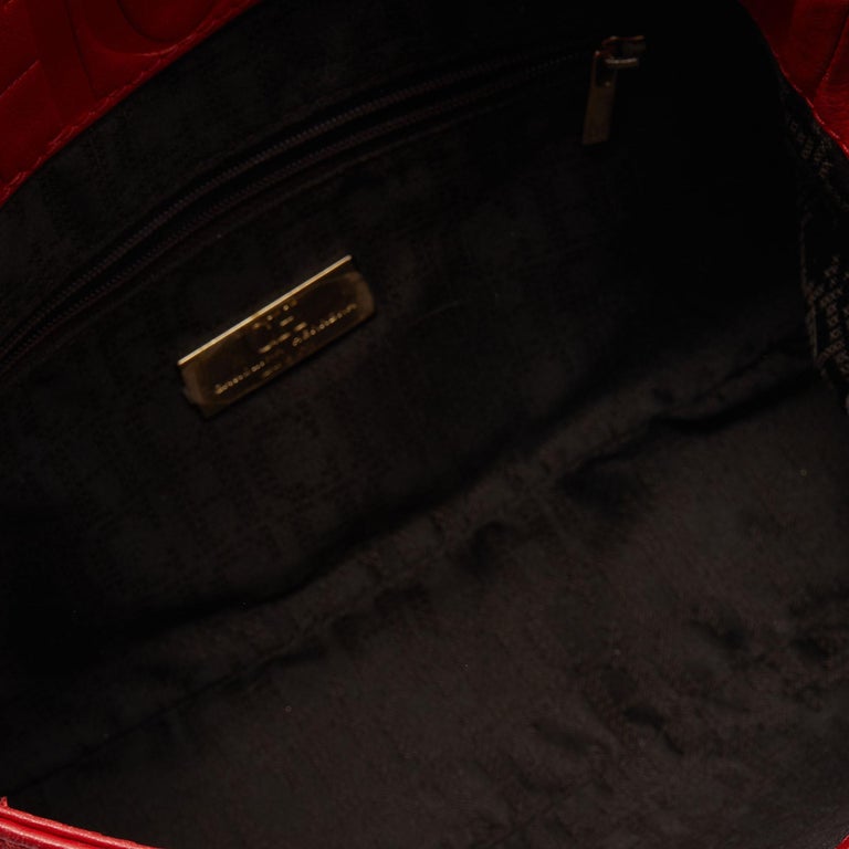 Ch Carolina Herrera Red Leather Flap Chain Shoulder Bag For Sale At 1stdibs